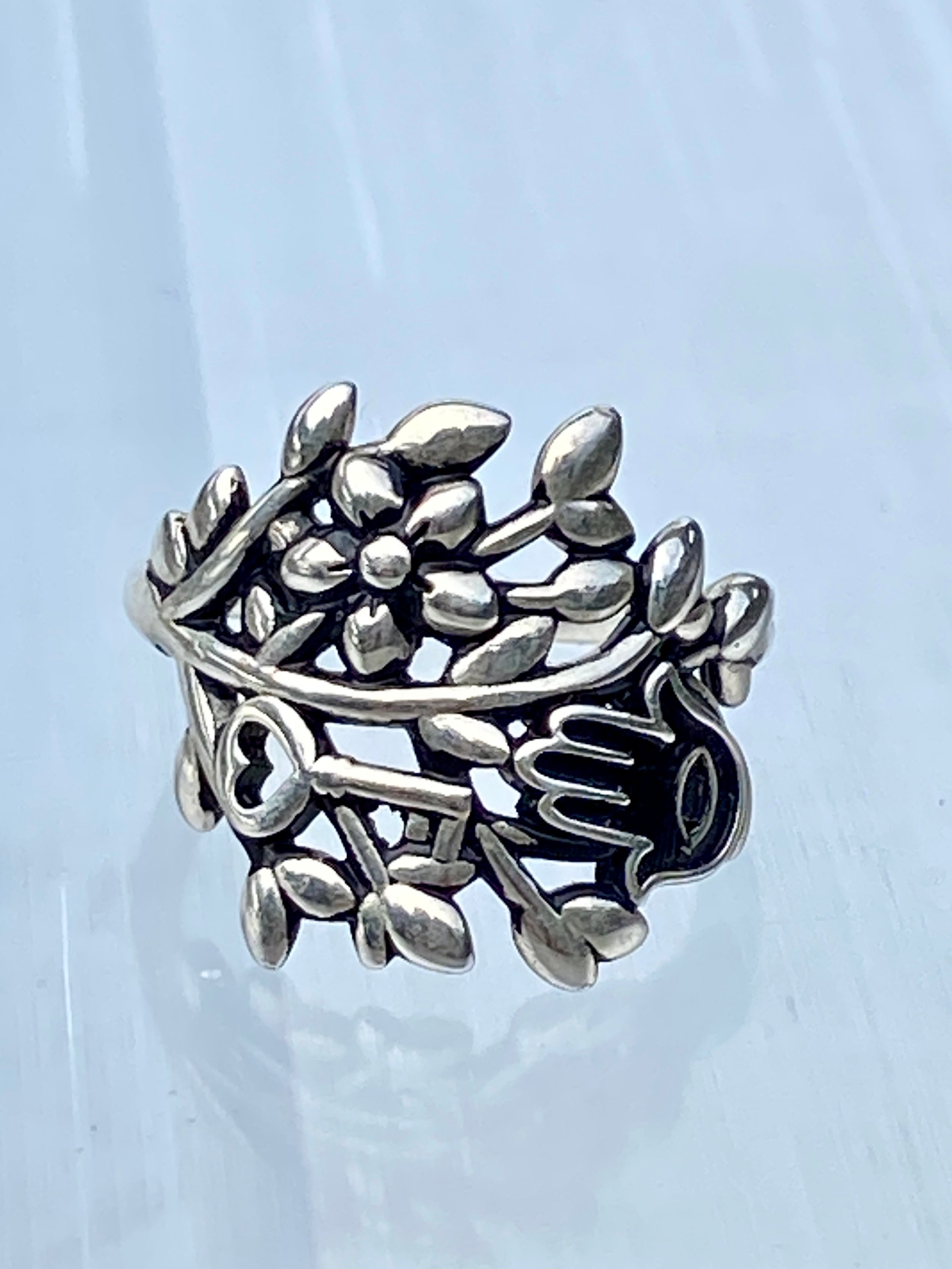 Sterling Silver Cimaruta Ring – Hemlock & Roses